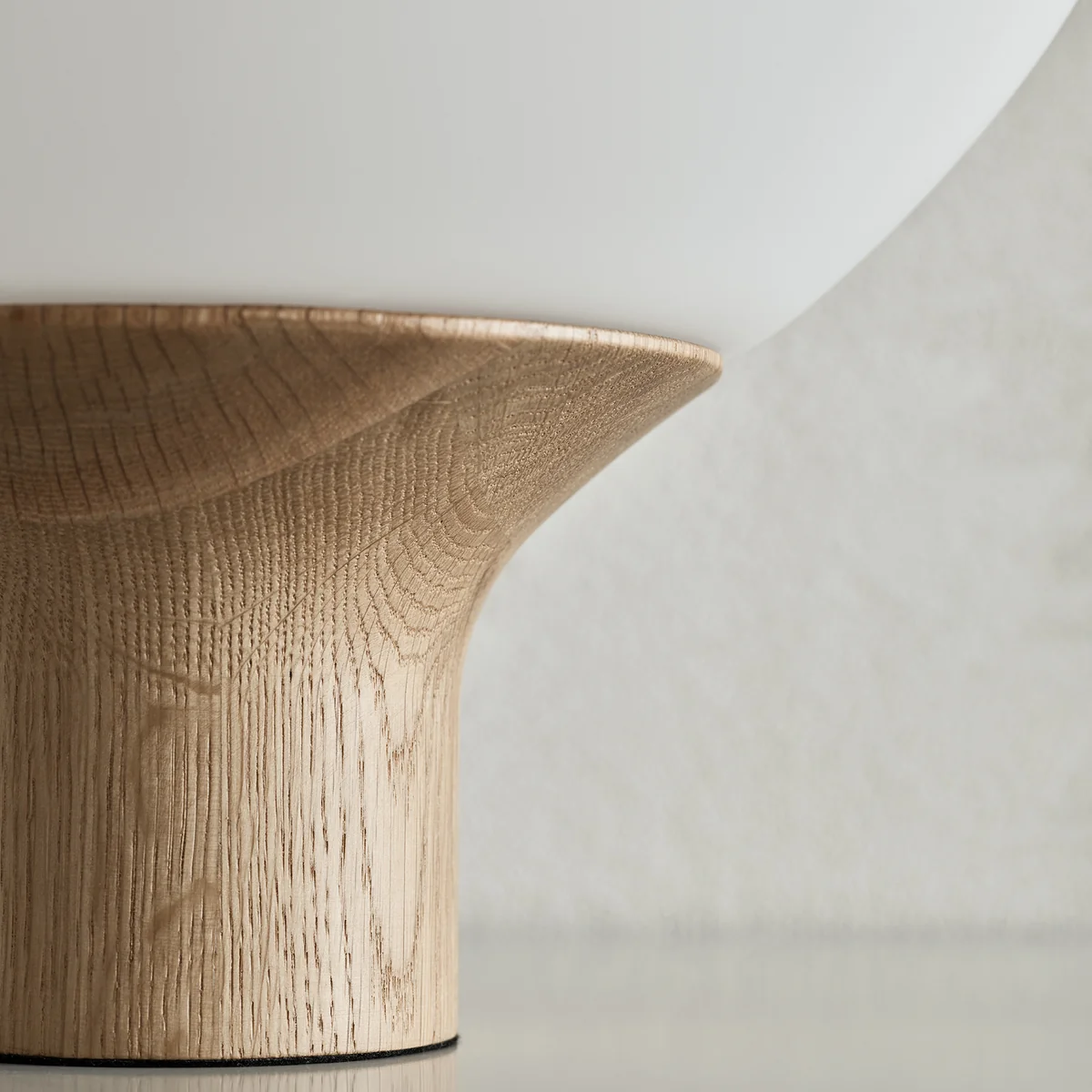 Bolia - Acorn Lampe de table | Connox